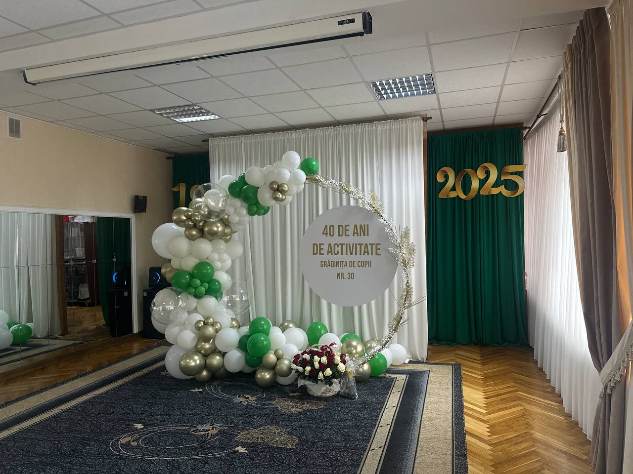🎉 O poveste cu 40 de capitole