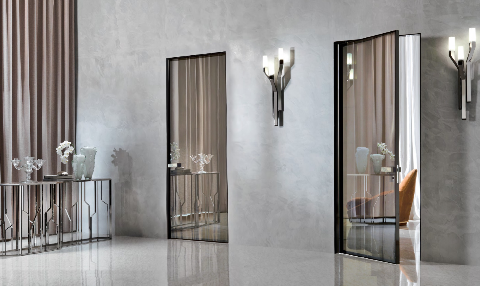 Зеркальные межкомнатные двери. Купить на заказ в Москве. Гарантия 24 месяца