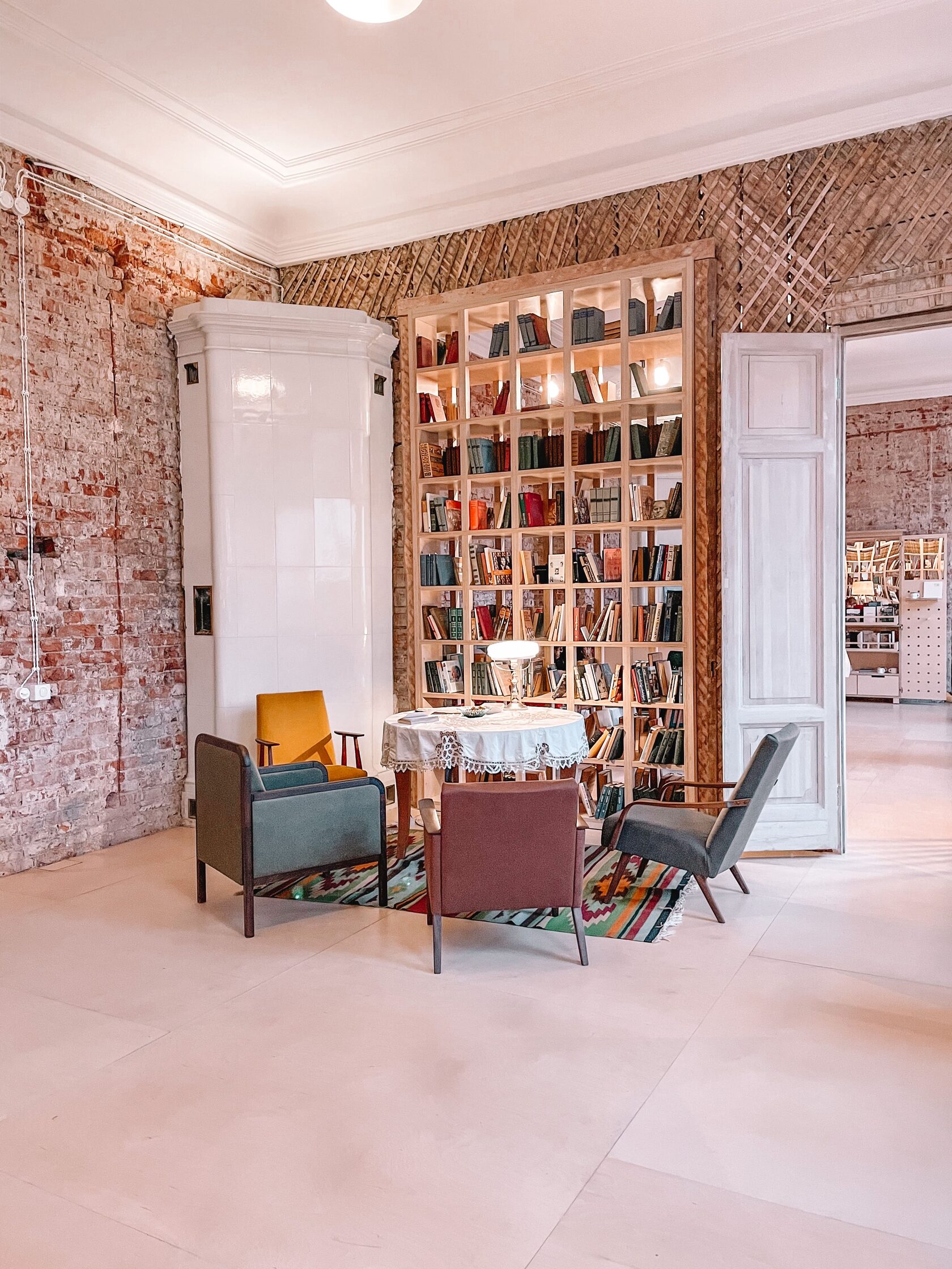 A TOUR TO THE BRODSKY MUSEUM "ONE AND A HALF ROOMS"
