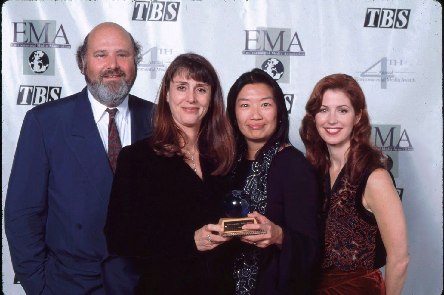 Dana Delany Fan Website. Photos 1990s