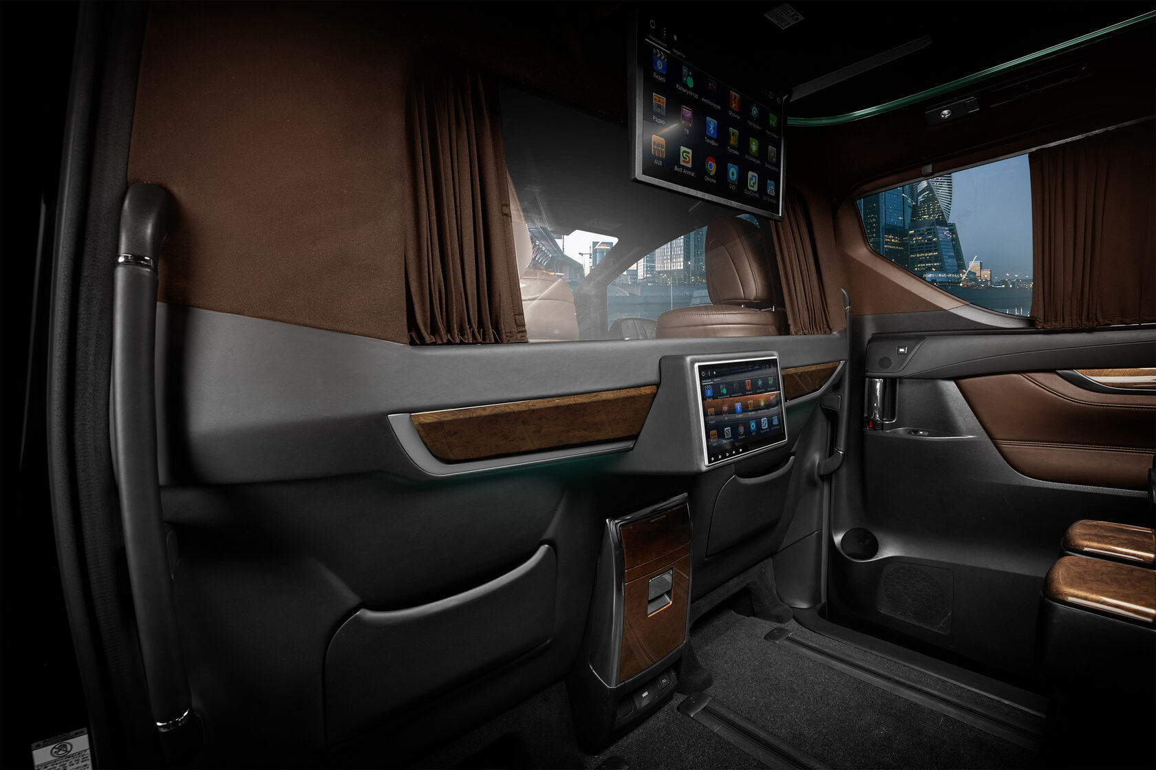 Тюнинг салона для Toyota Alphard в KARAT Individual
