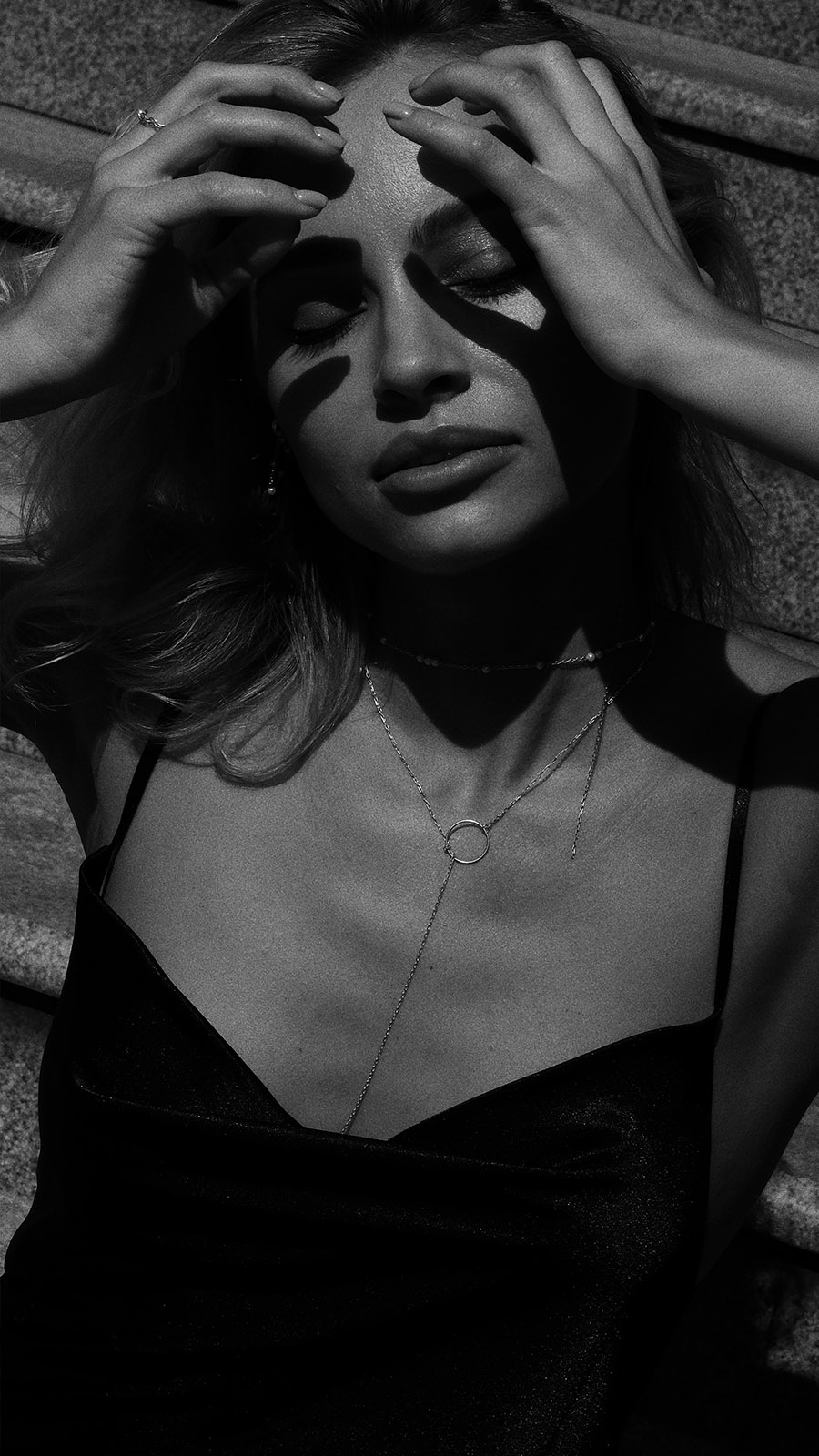 ALLURING LOOK CHOICE