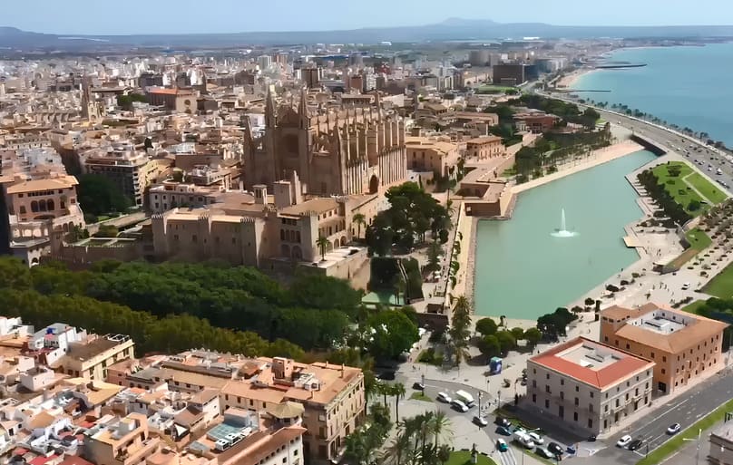 Ferry Valencia to Mallorca Tickets from €34 – Book Online Now