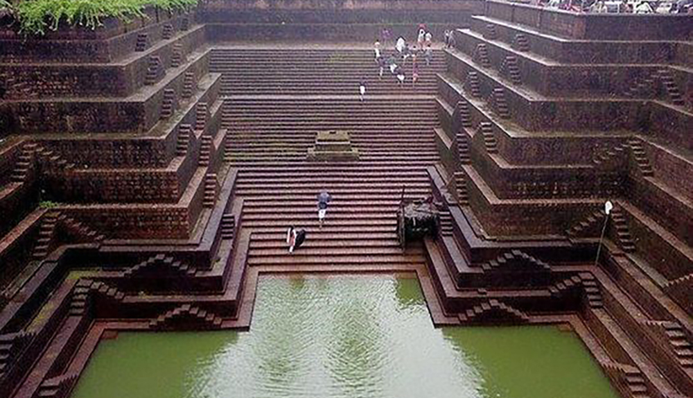 THE PURPOSE OF WELLS AND WATER RESERVOIRS IN DIRECT PROXIMITY TO ...