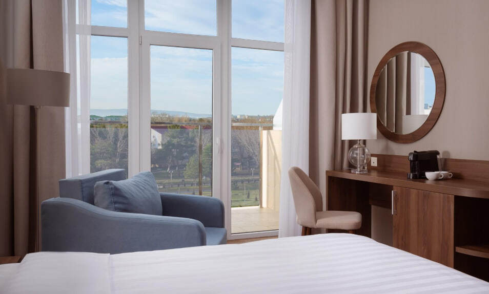 Мовенпик Анапа: цены на отдых в отеле Movenpick в Анапе, официальный ...