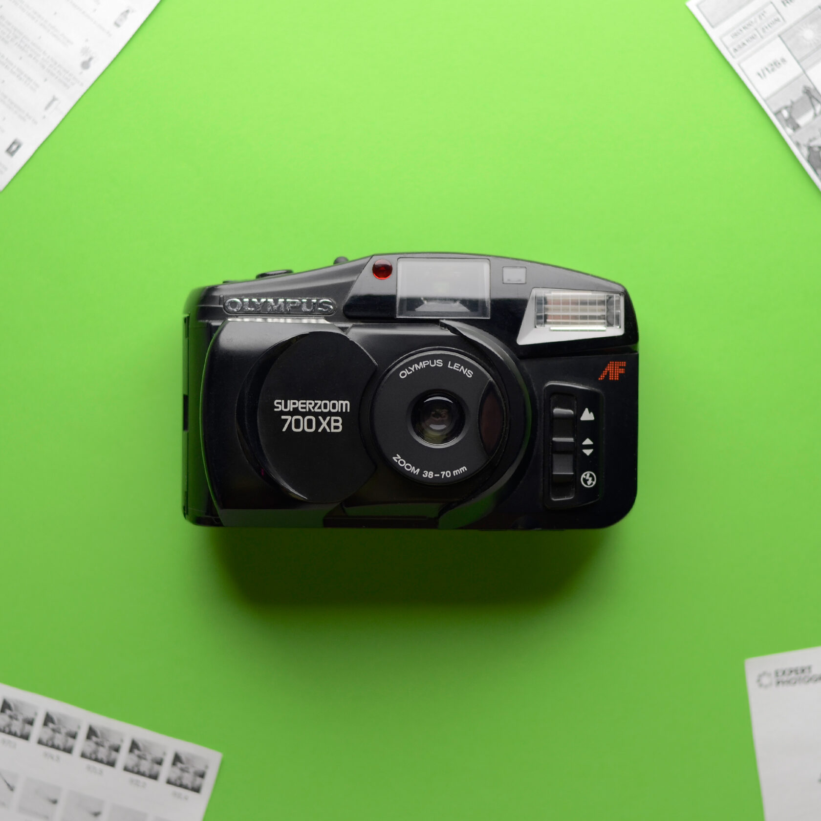 Пленочный фотоаппарат Olympus Superzoom 700XB