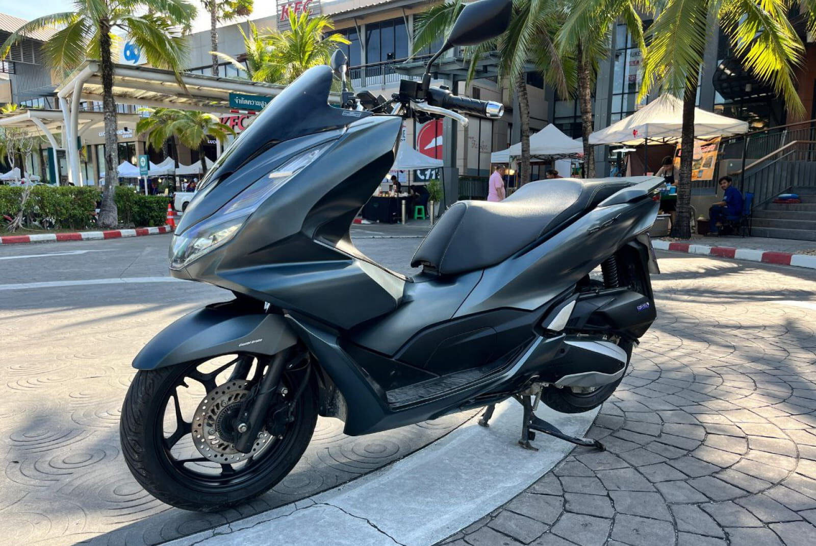 Honda PCX blue