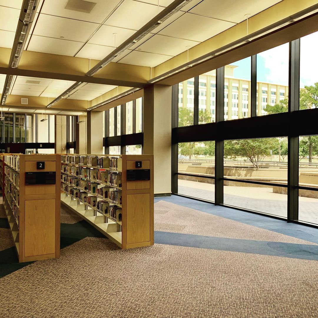The J. Erik Jonsson Central Library: The largest library in the city of Dallas, Texas