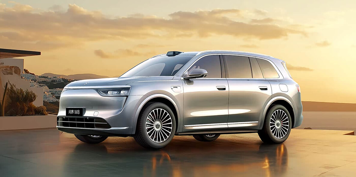 Seres Aito M8: лидер безопасности в Китае