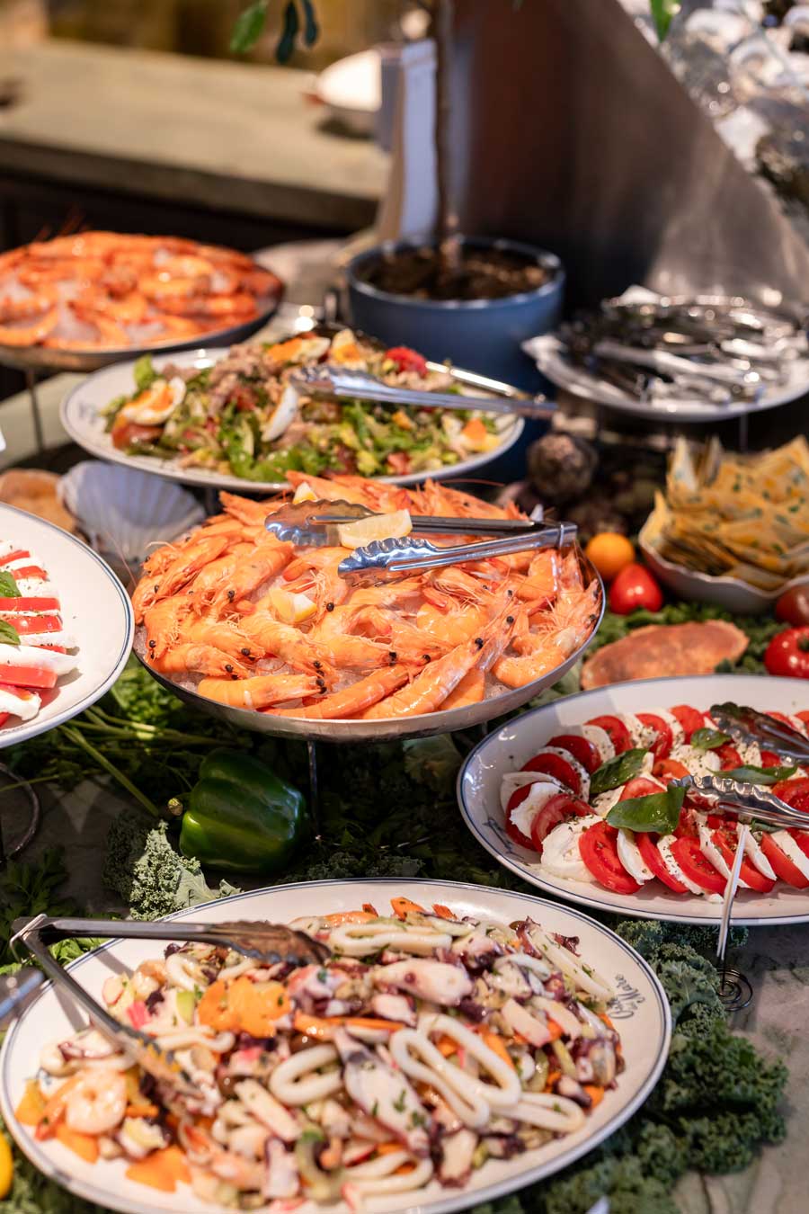 Seafood Buffet with Unlimited Lobster & Oysters | Osteria del Mare ...