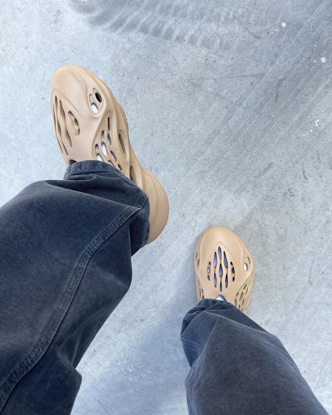 Купить Adidas Yeezy Foam Runner Ochre - 100% оригинал