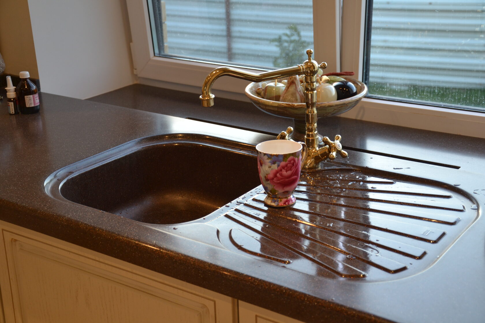 Столешницы из жидкого гранита GraniStone