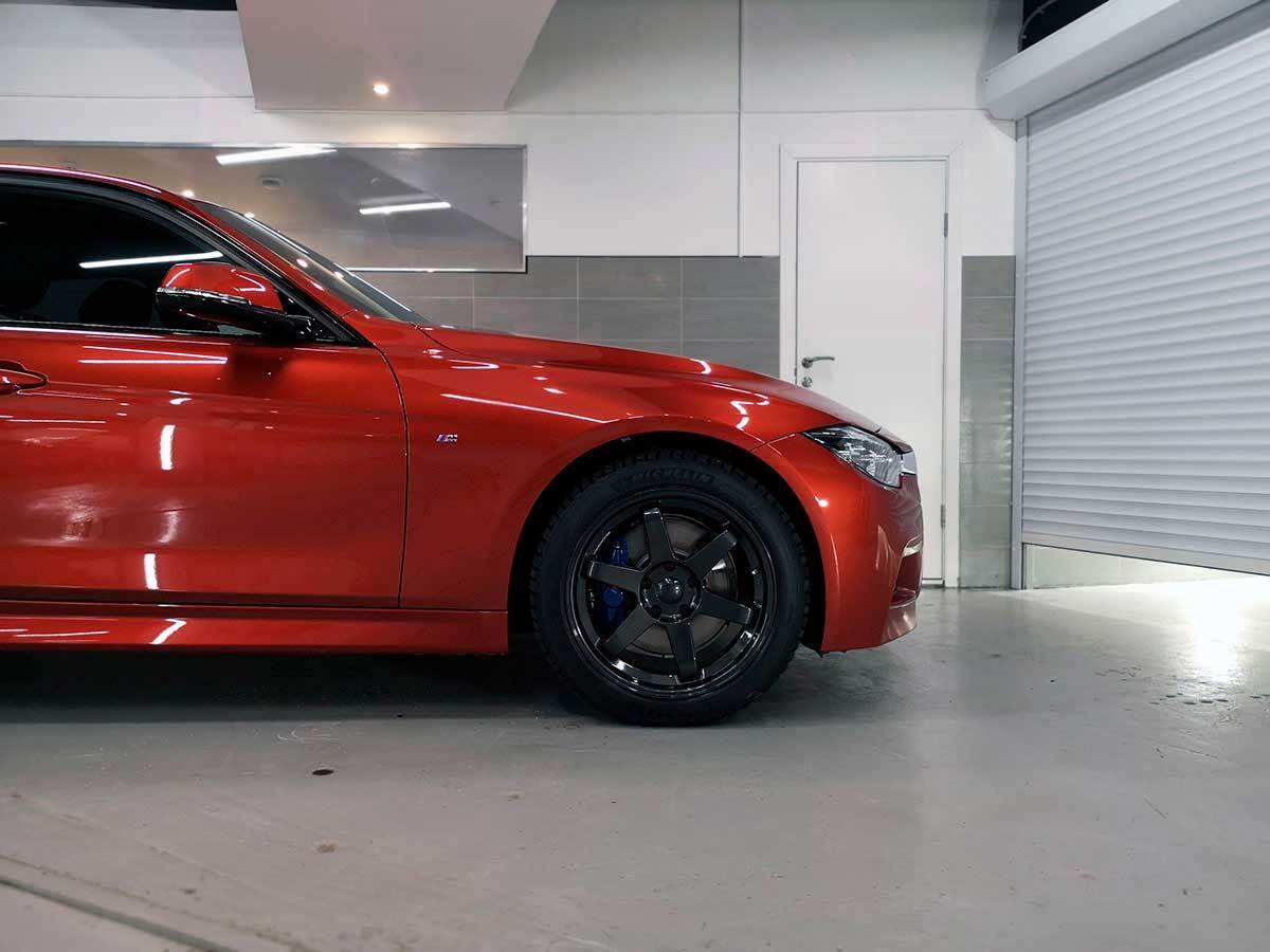 BMW 3er G20 оклейка полиуретаном и покрытие керамикой
