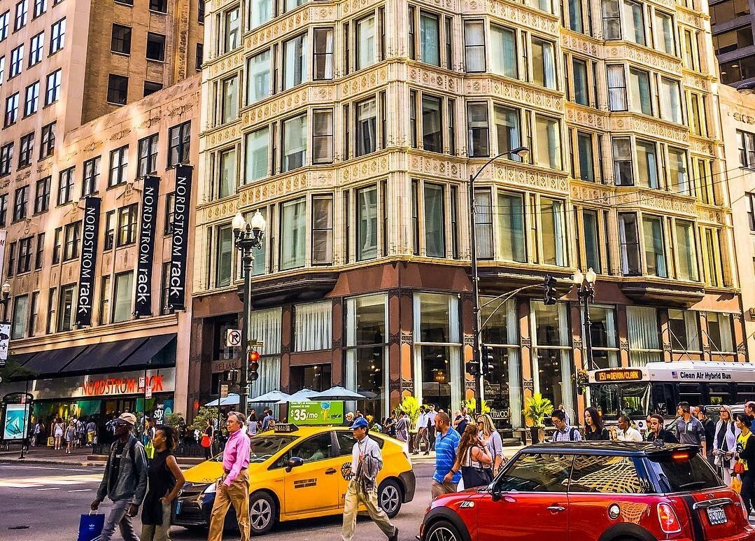 The Reliance Building: a historic skyscraper in the heart of Chicago's Loop