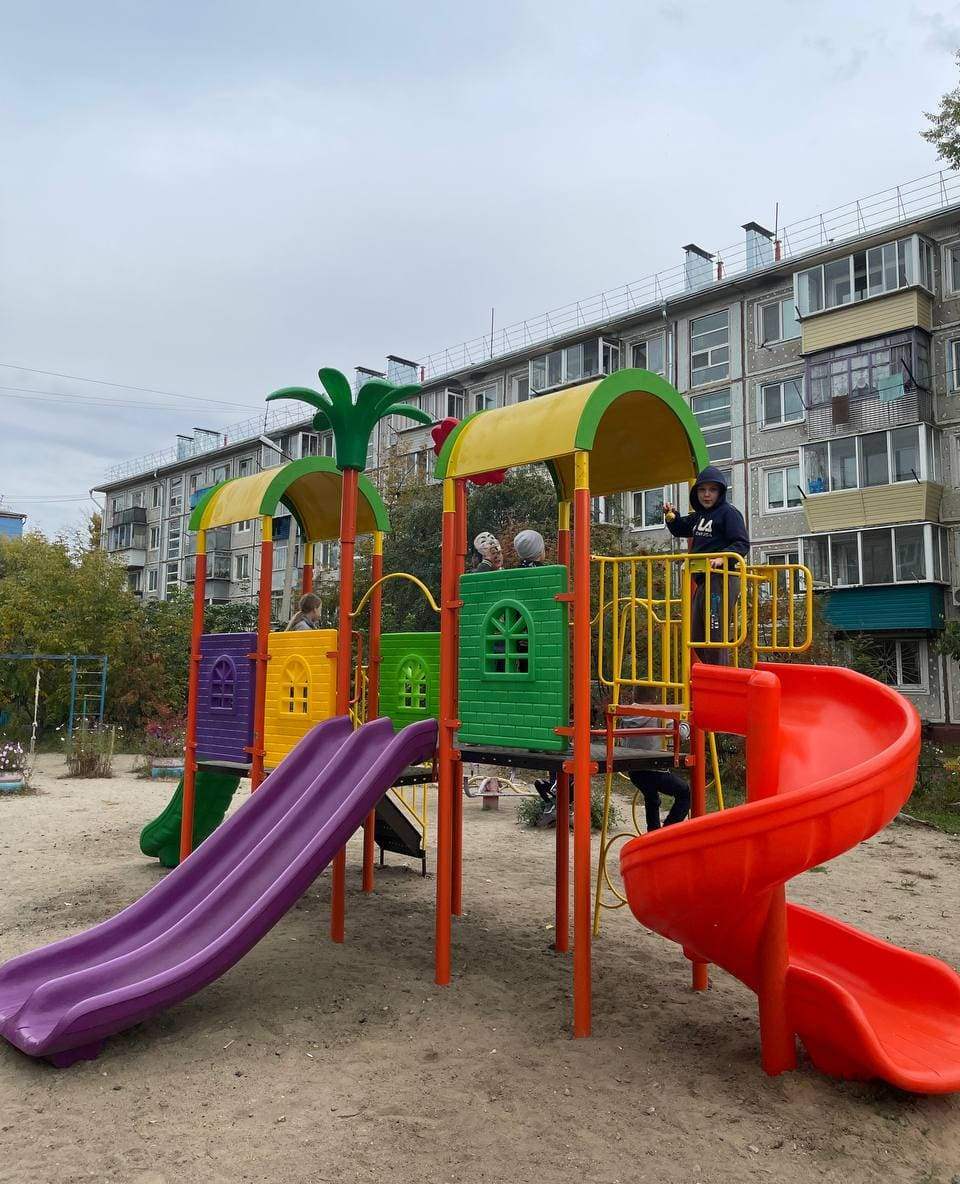 Пластиковые комплектующие для детских площадок