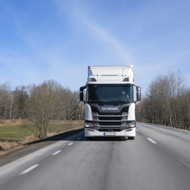 Scania ADAS 2 - дорожная разметка под контролем