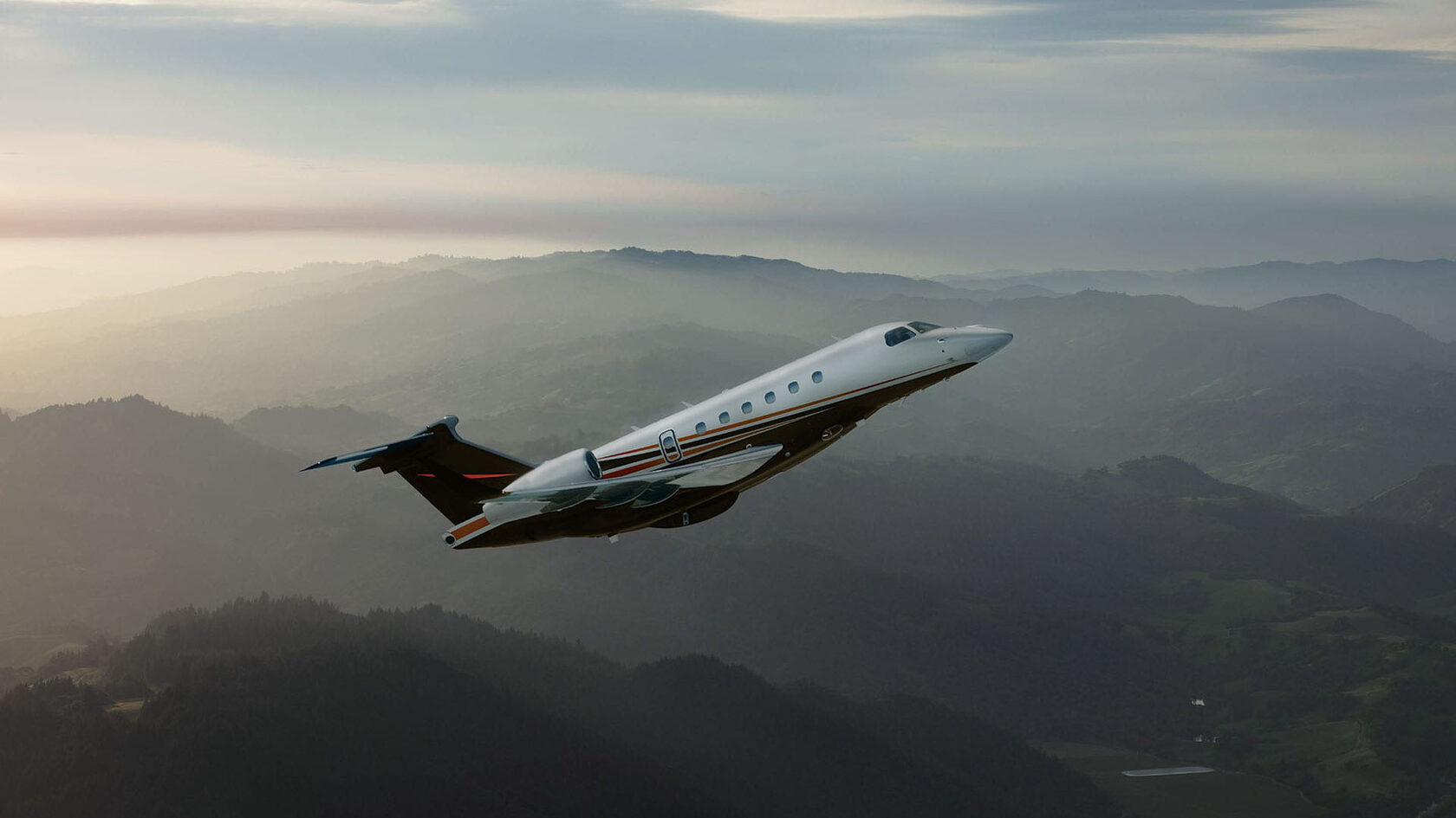 Embraer Praetor 600 🛩️ Private Jet Charter | Vector Jet