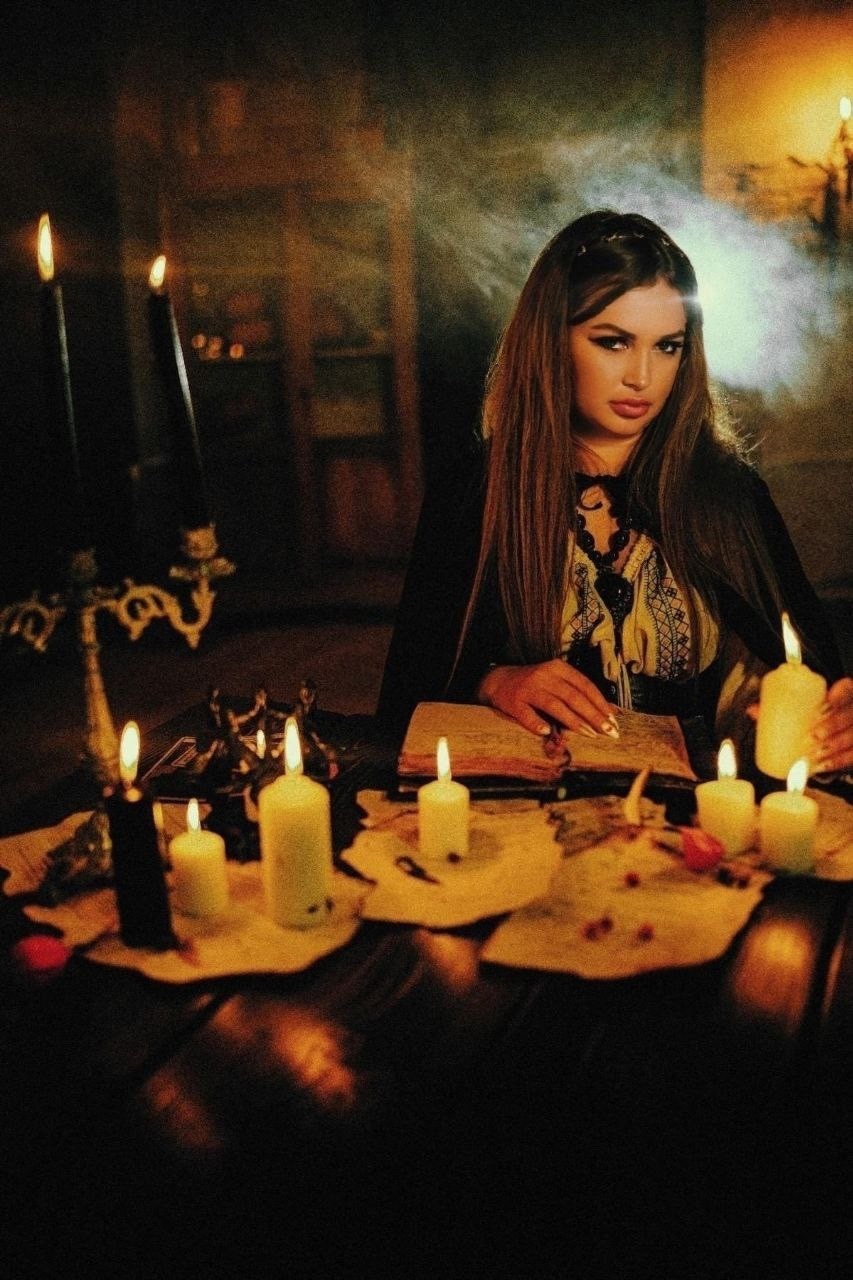 Ritualer och trollformler online!