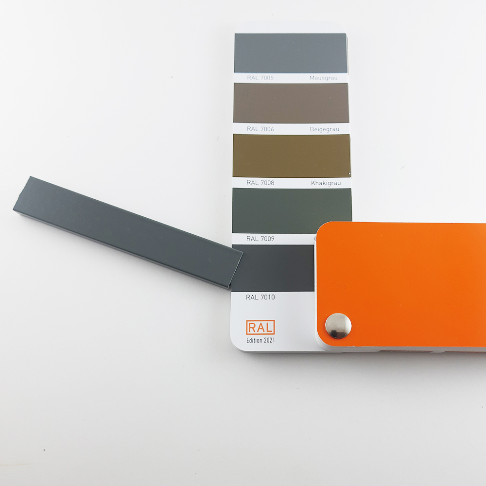 Микроплинтус алюминиевый брезентово-серый RAL 7010 6х16х2500 мм (МП ...