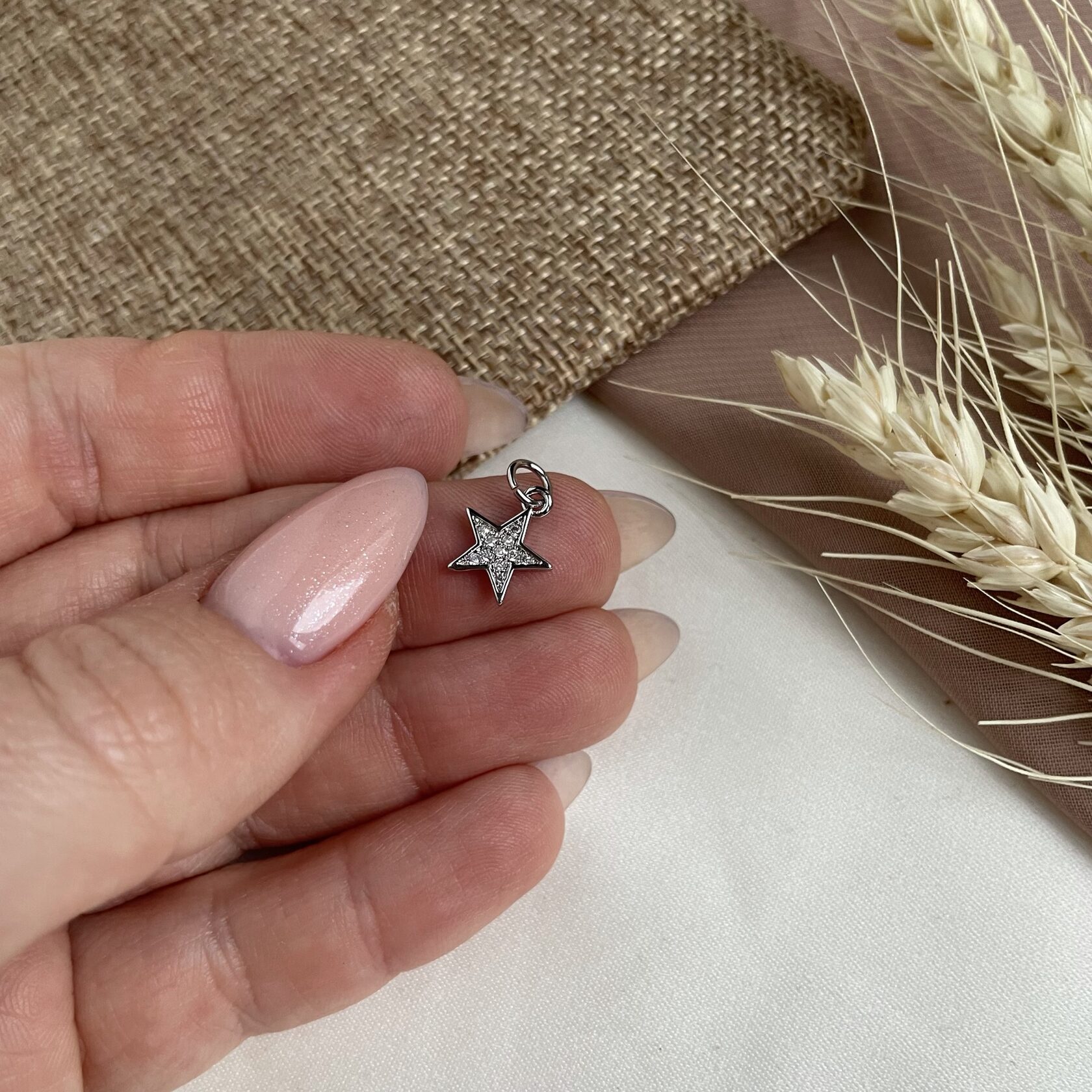 Кулон звезда с цирконами 9 мм, родий