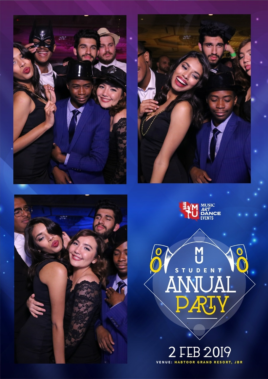 Photo Booth Rental Dubai, Wedding Photo Booth Hire Abu Dhabi UAE