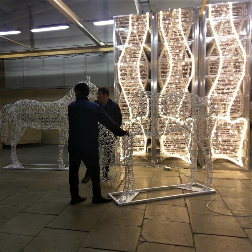 Световые фигуры новогодние уличные – Производство светодиодных конструкций