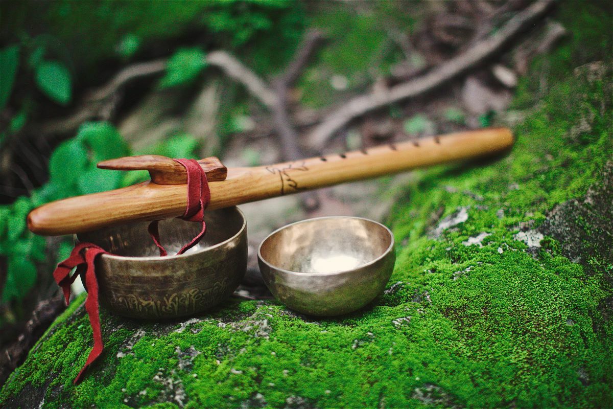 Buy instruments for sound healing - Himalayan singing bowls