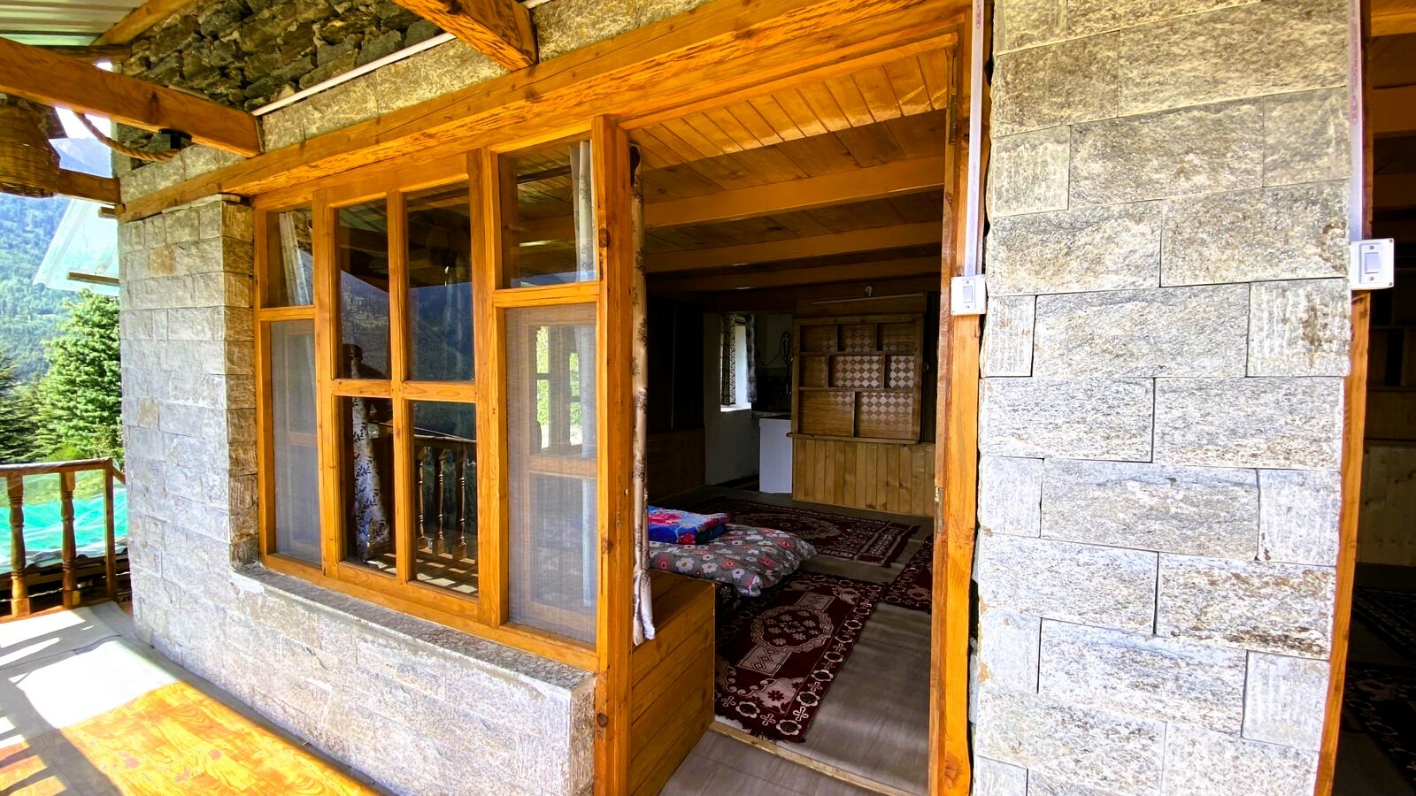 Pinnacle Retreat Manali - Pahadi Homestay