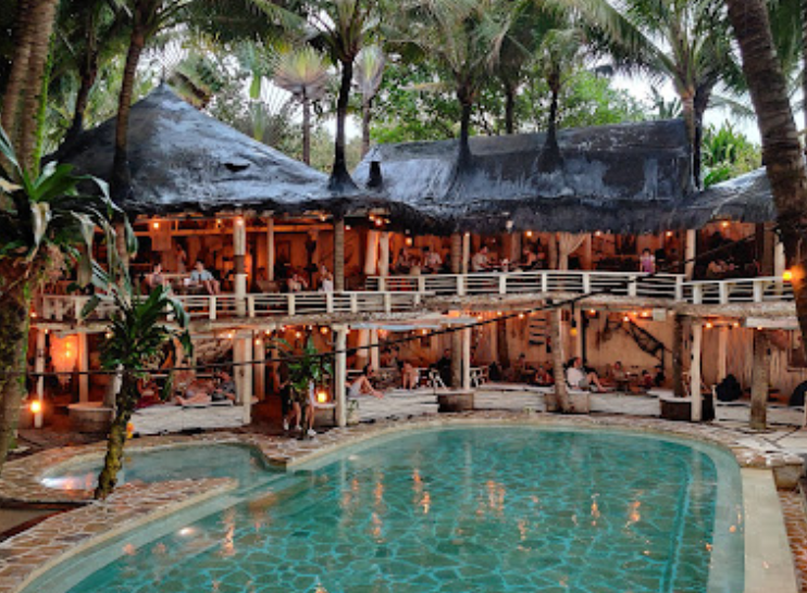 THĒ ® HEIGHTS — Общественное пространство и резиденции на Бали