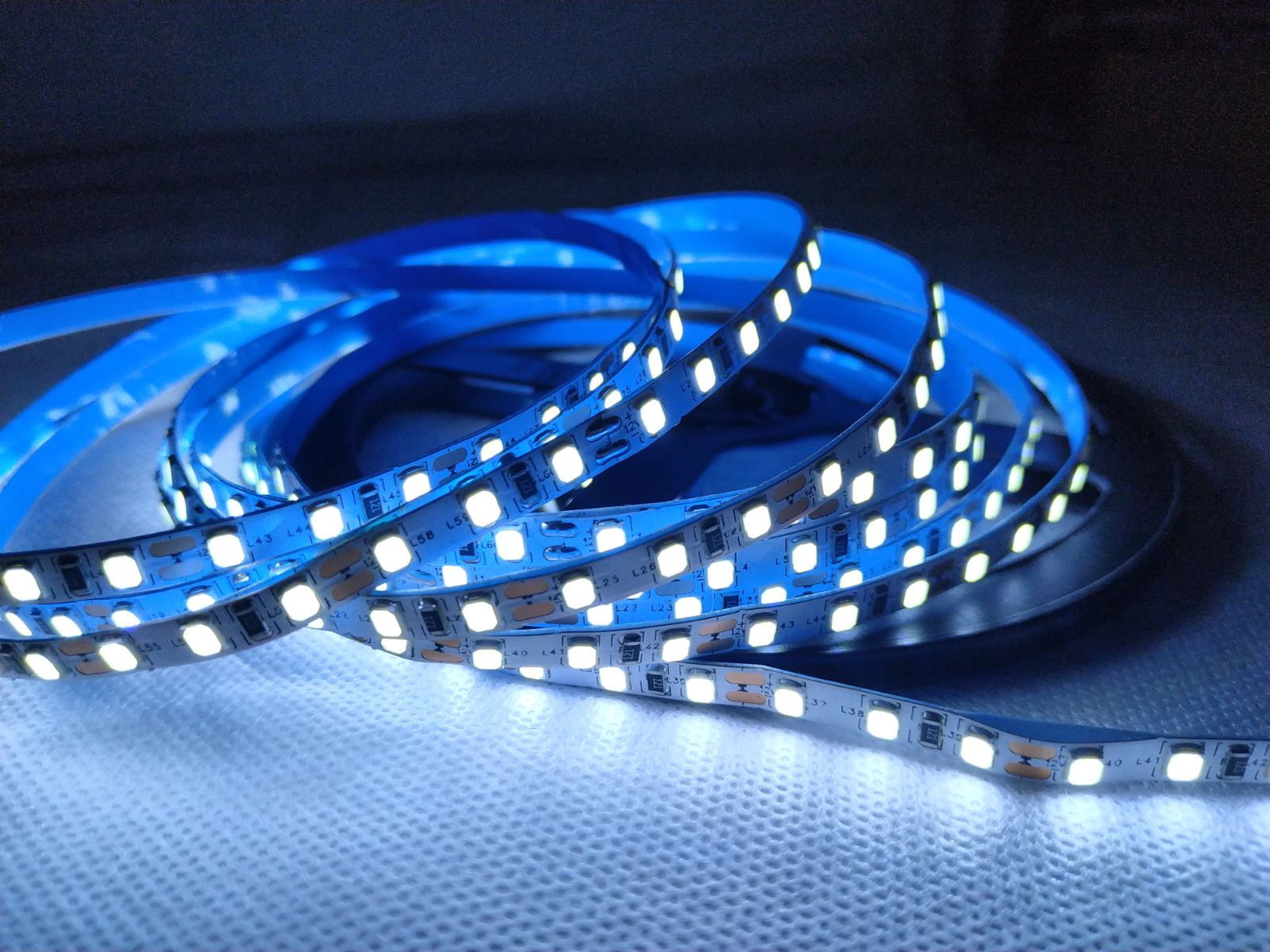 Светодиодная LED лента от компании Sunlight недорого. Купить в Украине ...