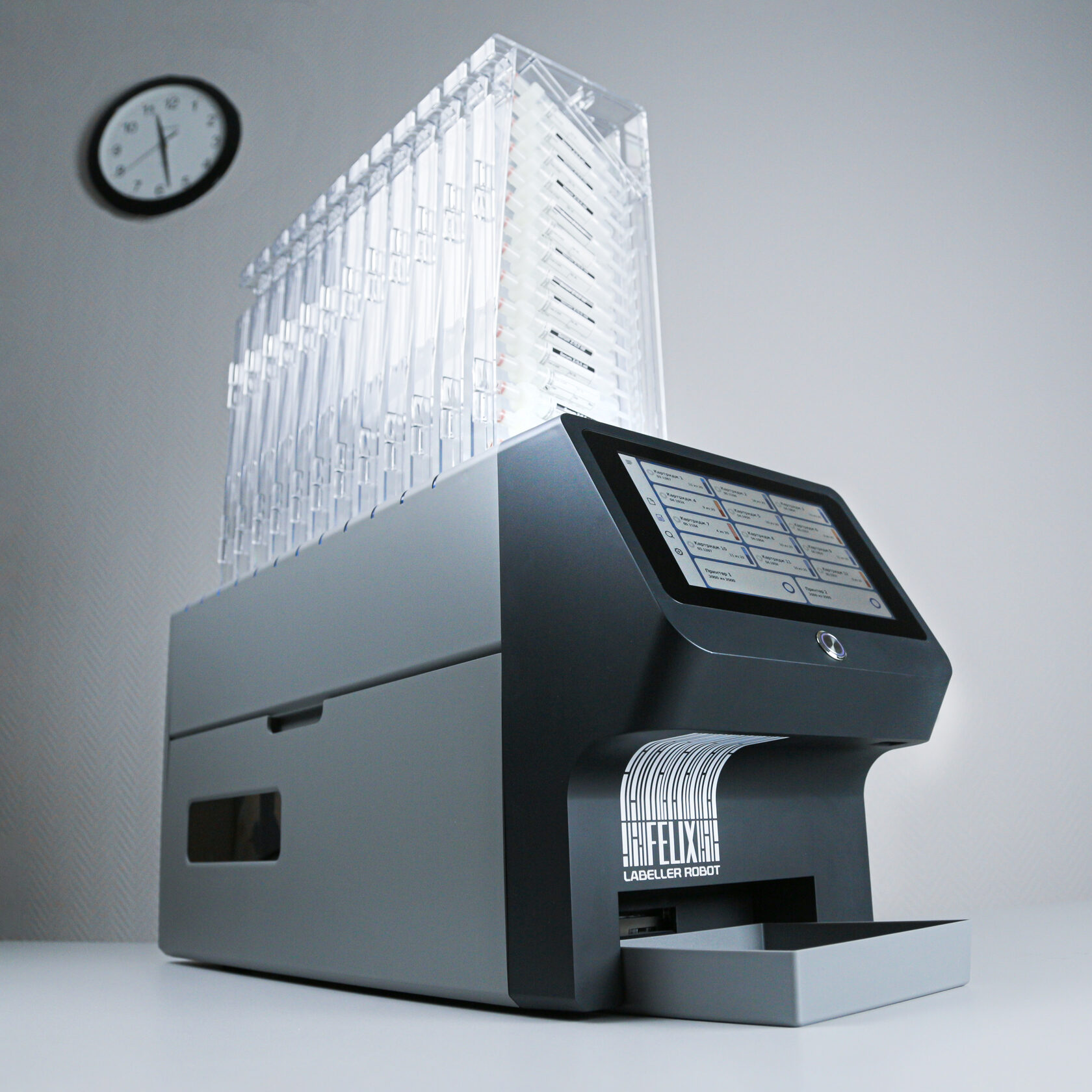 Felix labeller robot