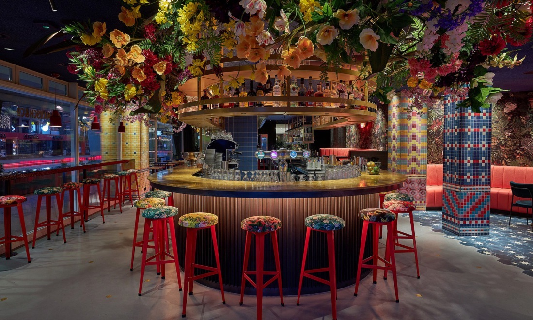 Коллекция Moooi Extinct Animals. Обои ARTE. API Decor Studio