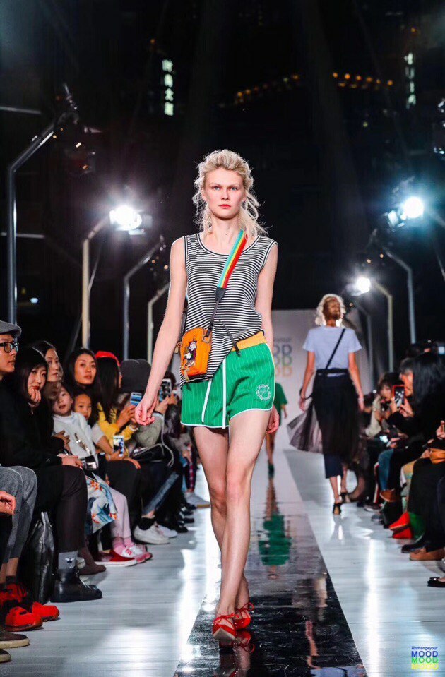 Julia SH :: IDOL Model Management