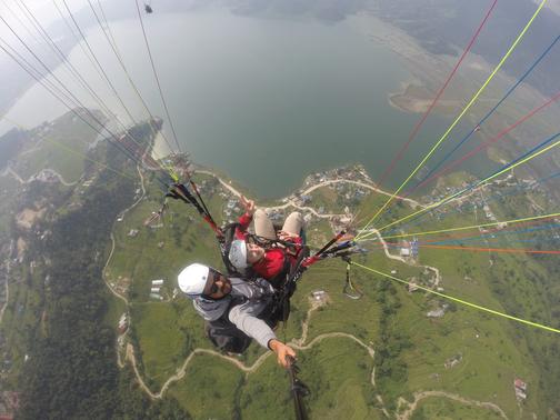 Покхара и озеро Фева