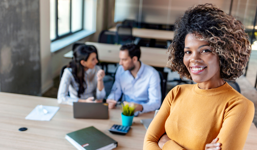 4 Ways to Create a Realistic & Engaging Hybrid Work Strategy