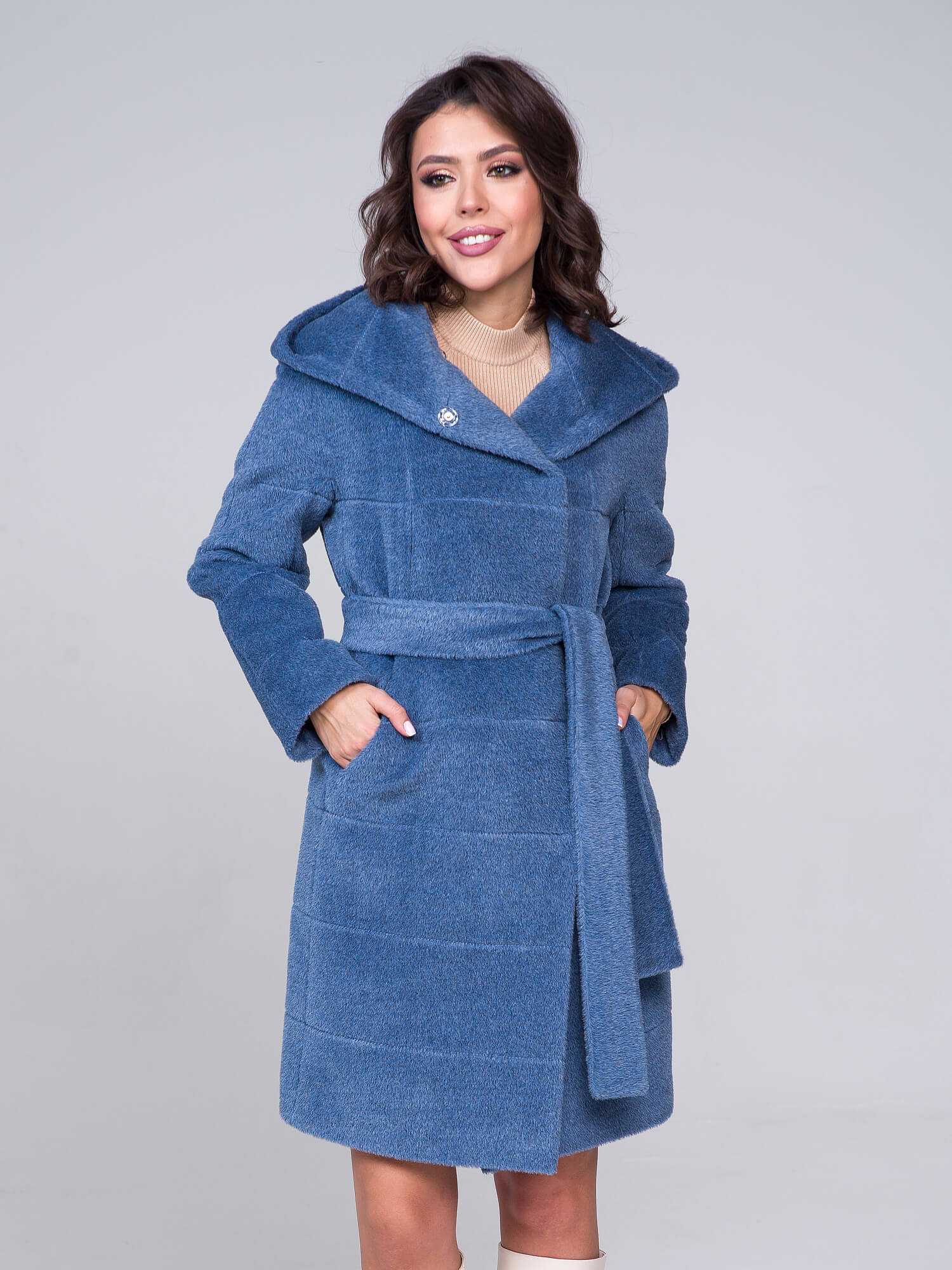 Пальто альпака с капюшоном