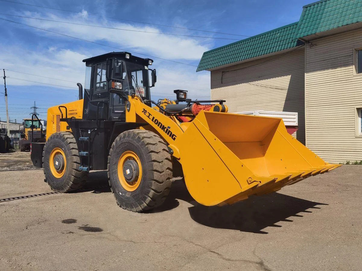 Фронтальные погрузчики от официального дилера