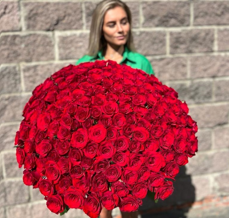 РОЗА78.РУ - Букеты с доставкой домой или в офис по СПБ и Москве