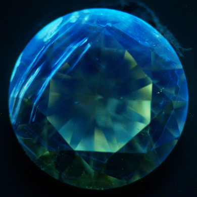 AVRORA DIAMOND INSPECTOR devices for determining the authenticity of ...