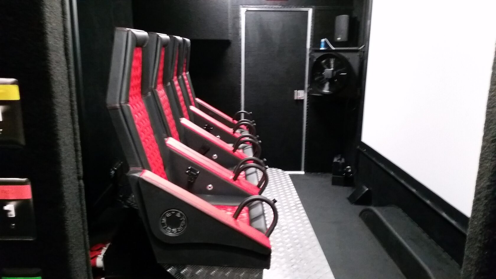 Kids Birthday Party - 5D video and virtual reality game truck rental ...