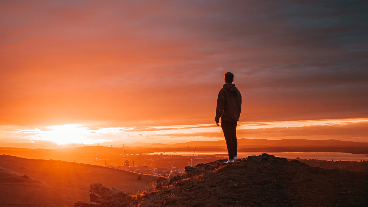 Глагол stehen с приставками (отделяемыми и неотделяемыми) в немецком языке