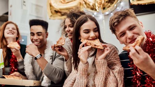 Pizza party | FIZZA - Fresh Pizza in 3 Minutes!