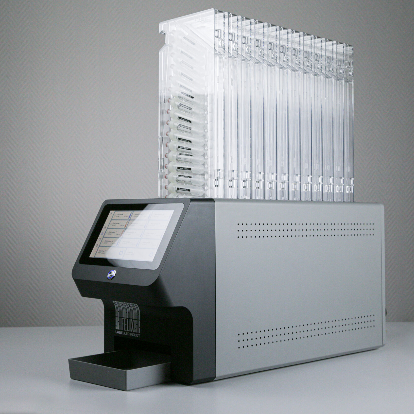 Felix labeller robot