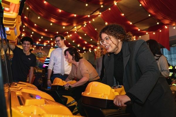 Play-In Utrecht | Grootste indoor entertainment park van Nederland voor ...