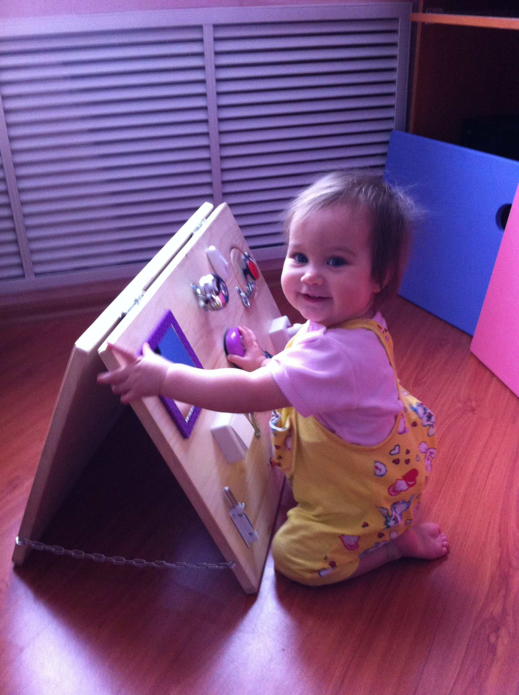 Купить бизиборд двухсторонний "Развивайка" недорого | Развивающие доски ...