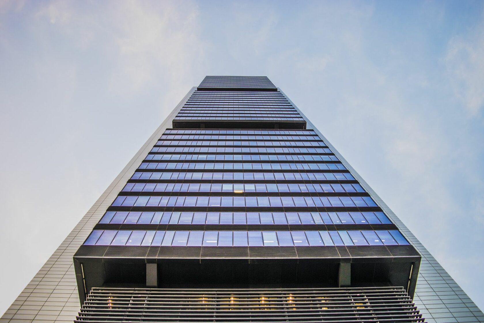 Overcome Acrophobia with PsyTech VR