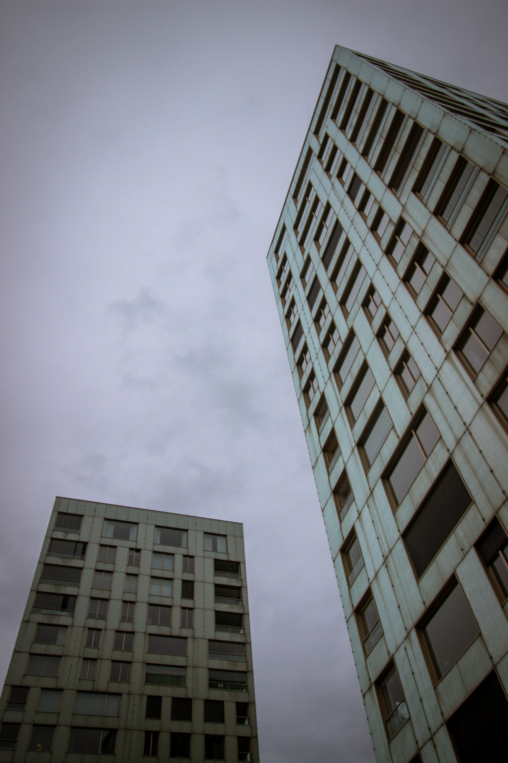 Touching Architecture: Visual Dominance