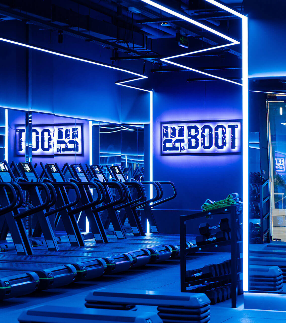 "REBOOT NOVINSKY 31 - самая большая студия премиальной спортивной сети ...