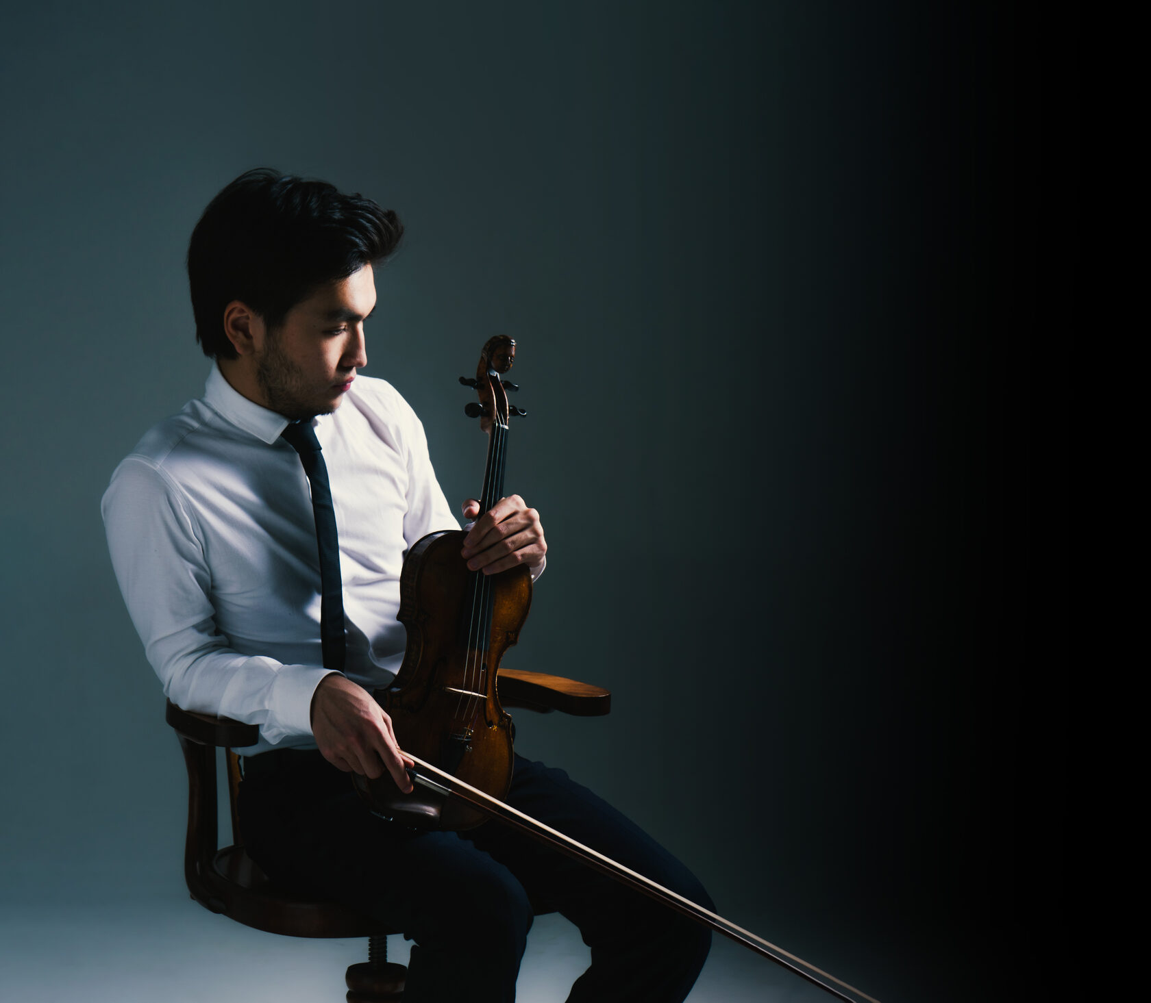 Ruslan Talas | Violinist