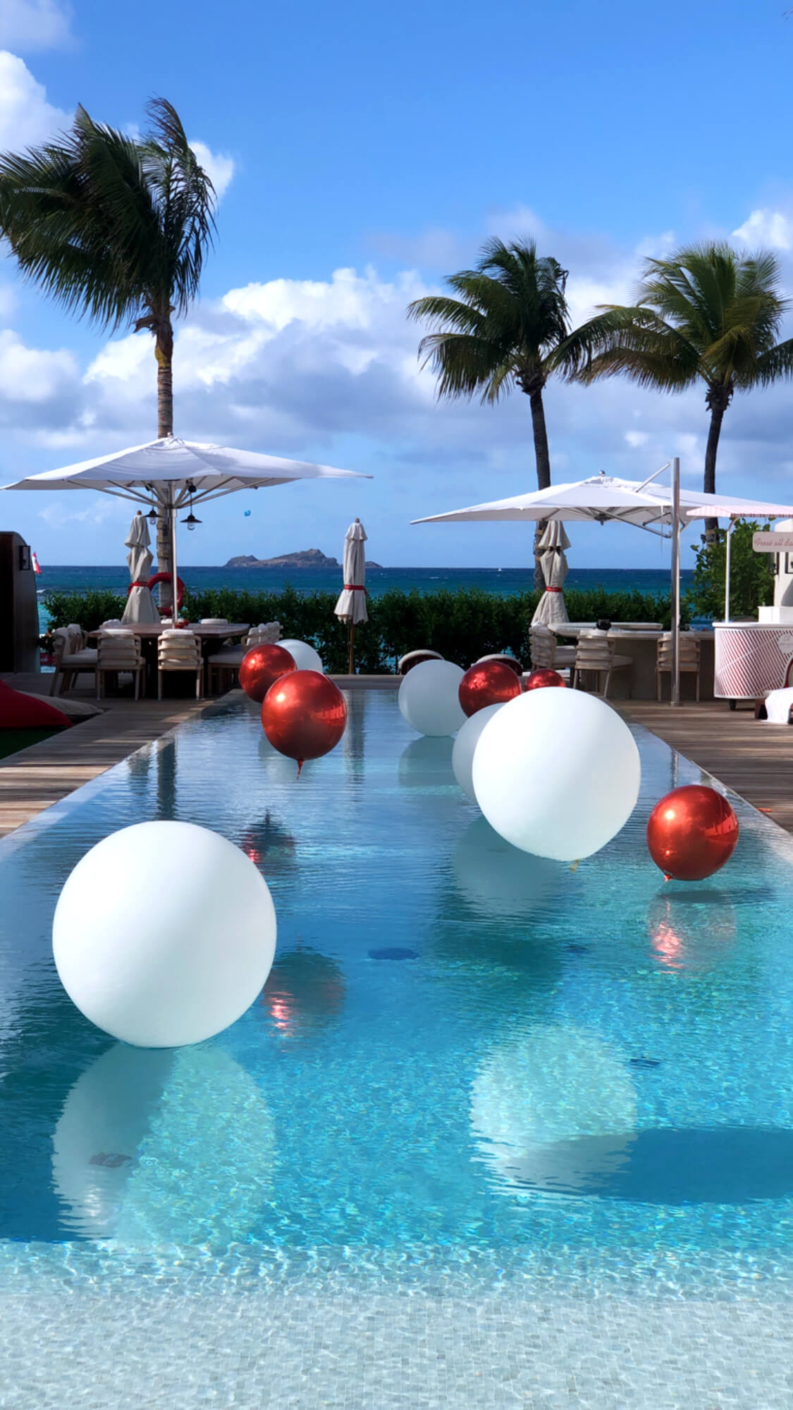 Happy Days Party Store | Contact pool displays